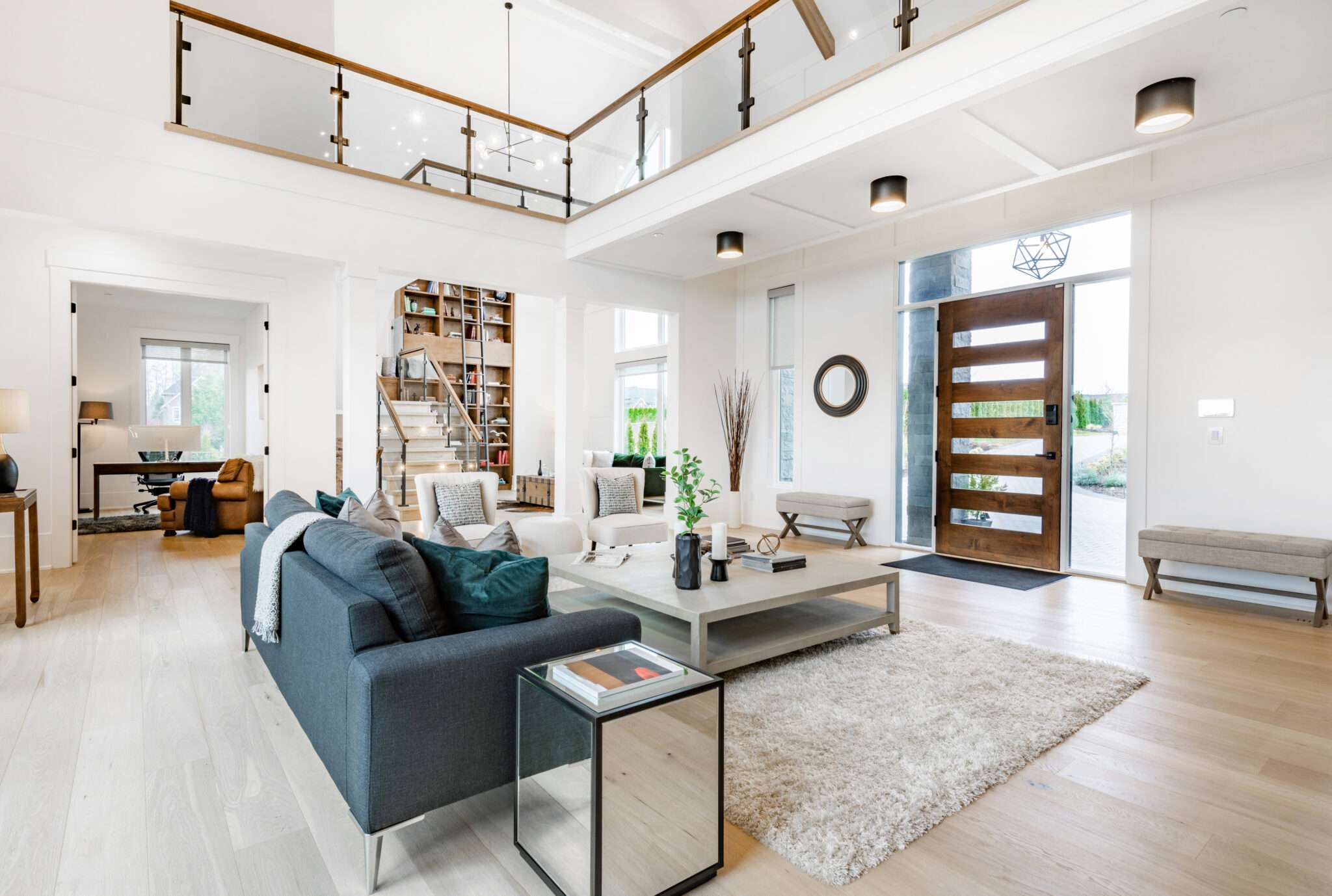 7 Things That Always Make Your Living Room Feel Cramped (and how to fix ...